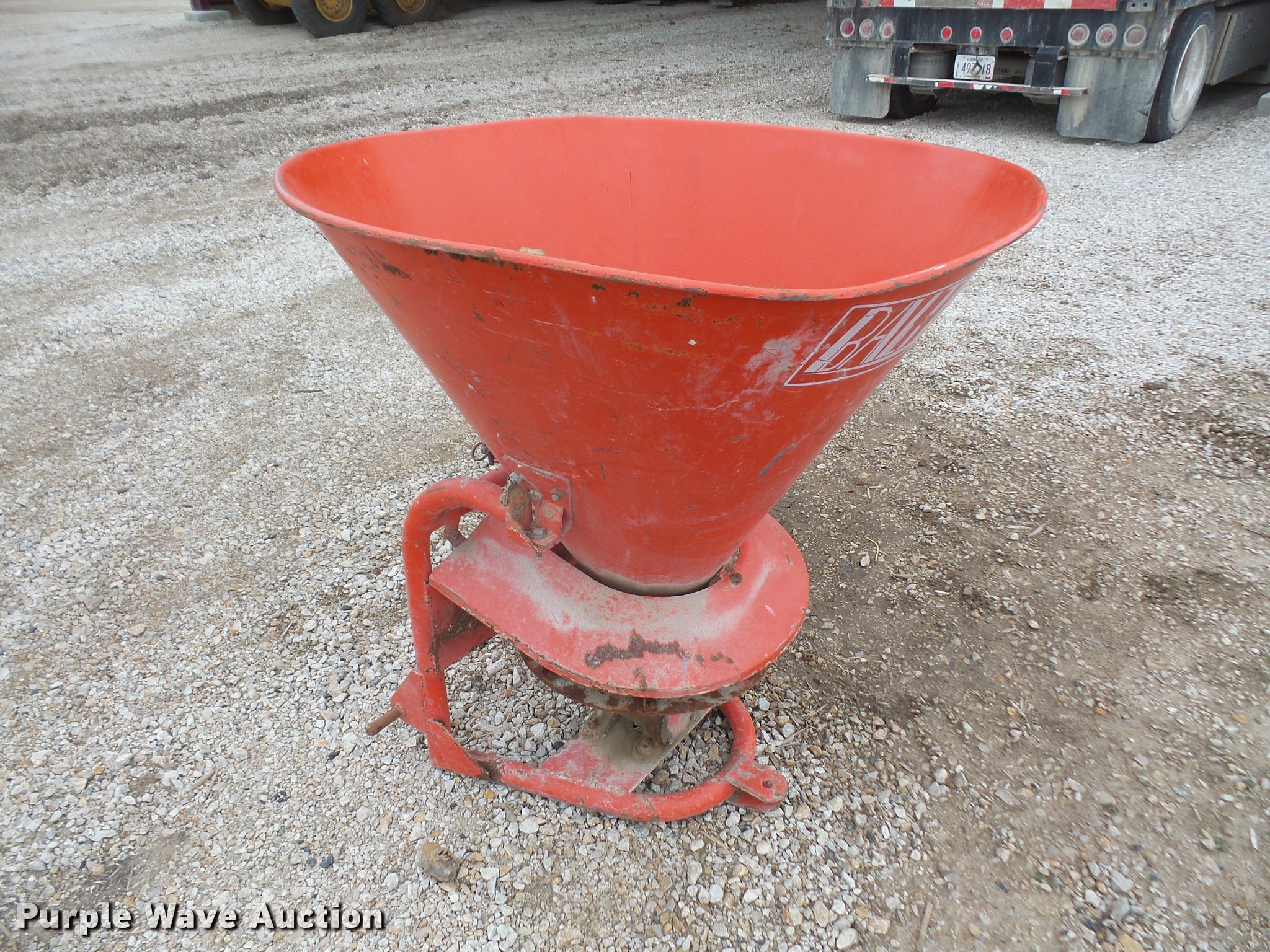 Baltimatic spreader in Westphalia, KS | Item DA8170 sold | Purple Wave