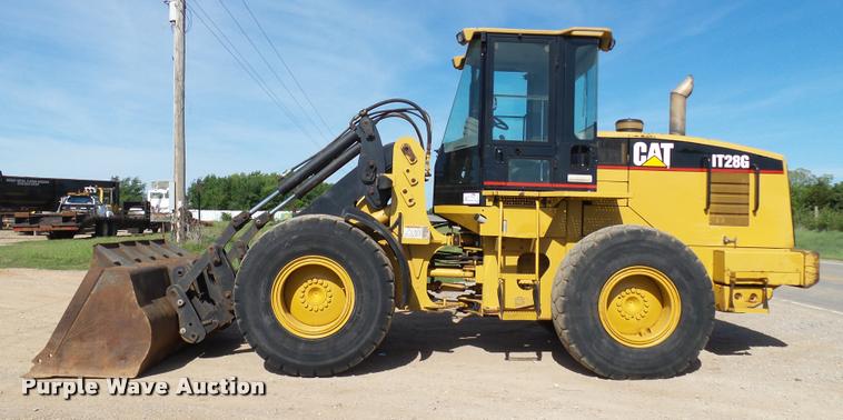 2001 Caterpillar IT28G wheel loader in Marlow, OK | Item DB4716 sold ...