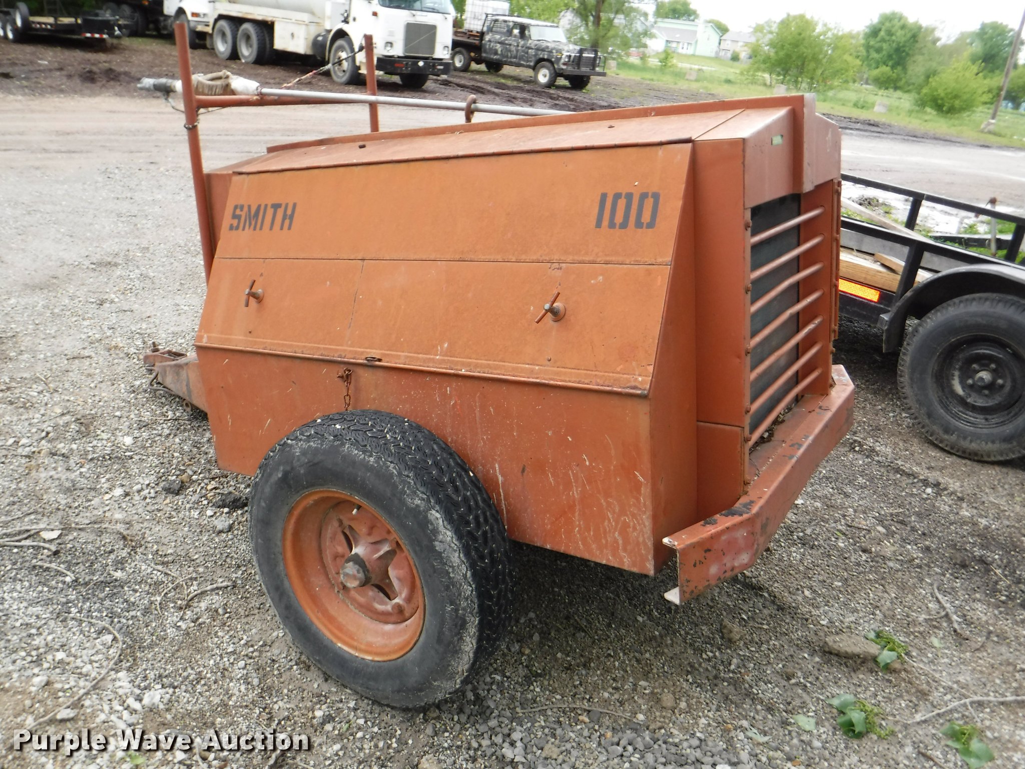 Smith air compressor in Lawrence, KS | Item DJ9059 sold | Purple Wave