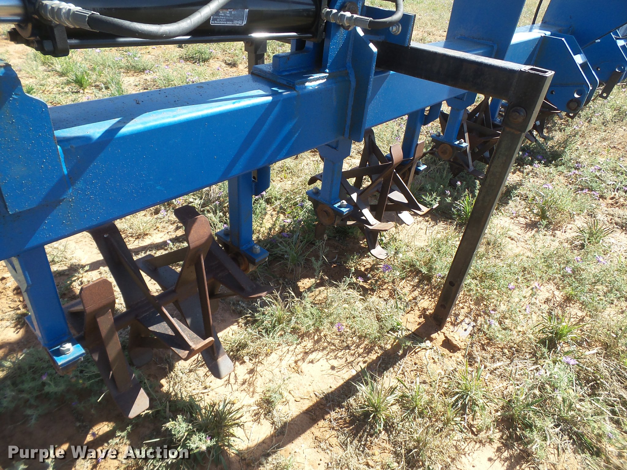 Sam Stevens sandfighter in Tarzan, TX | Item DL9185 sold | Purple Wave