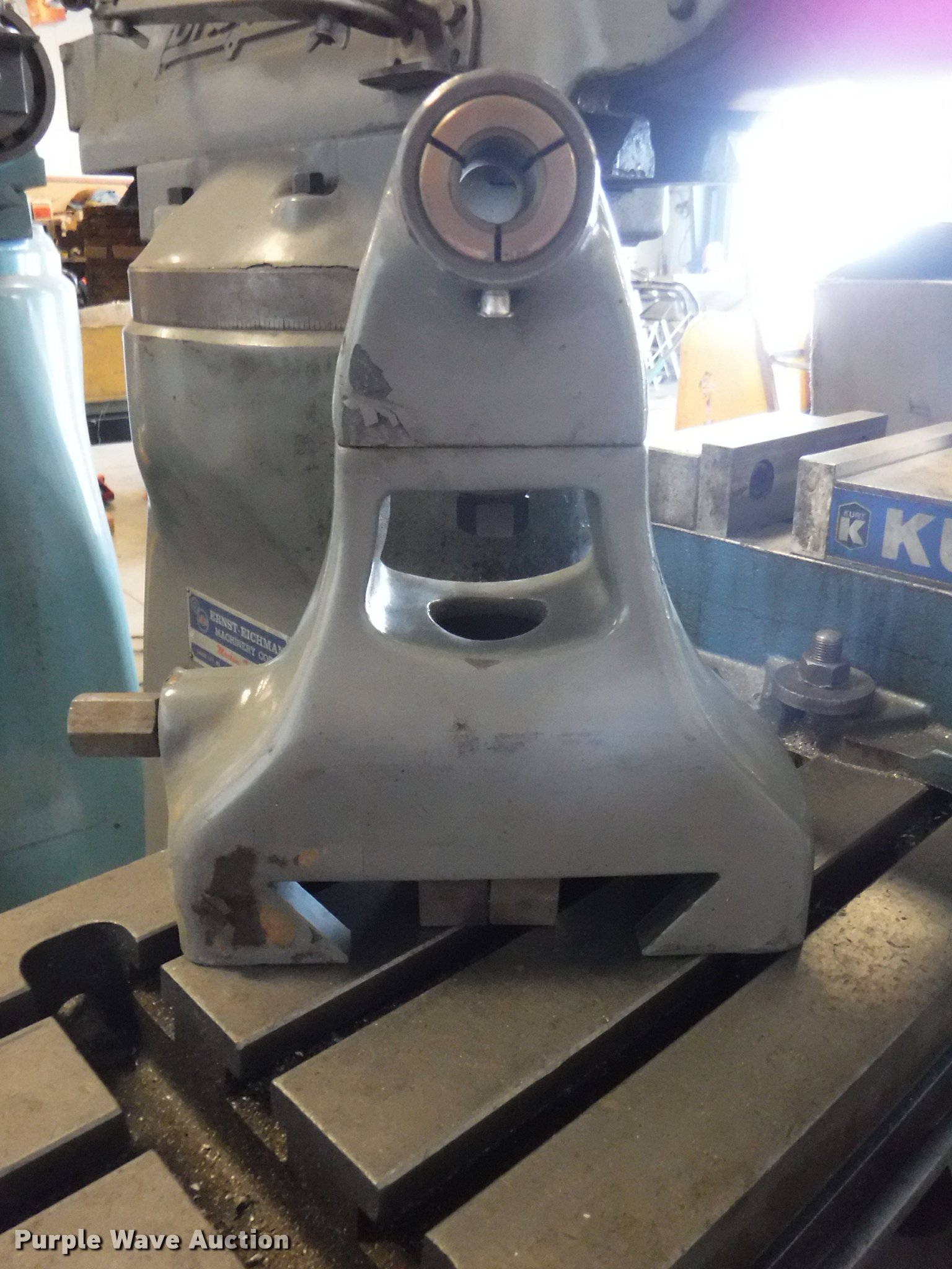 Bridgeport drill press in Gardner, KS | Item DJ9119 sold | Purple Wave