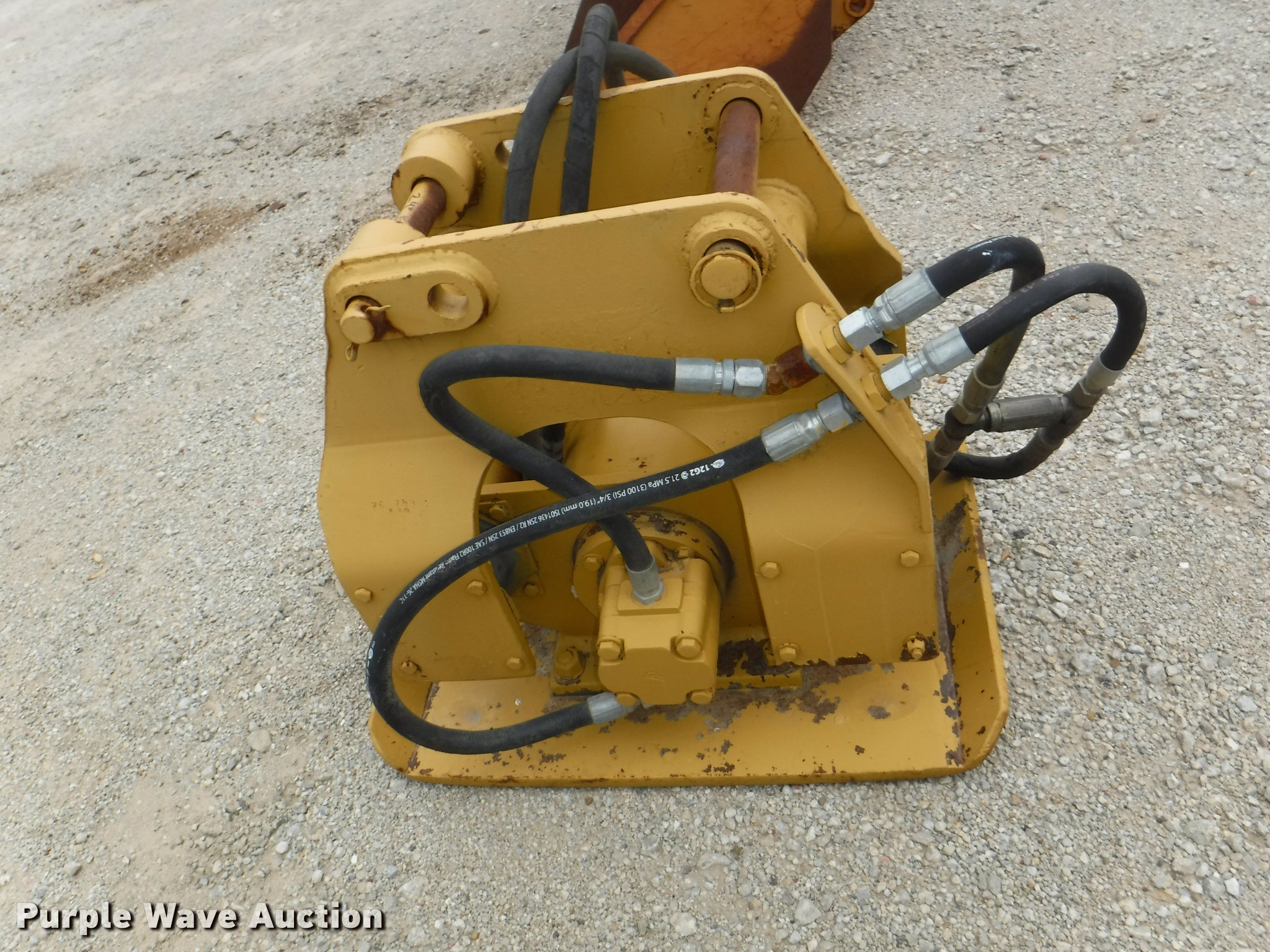 Kent plate compactor in Topeka, KS | Item DJ9104 sold | Purple Wave