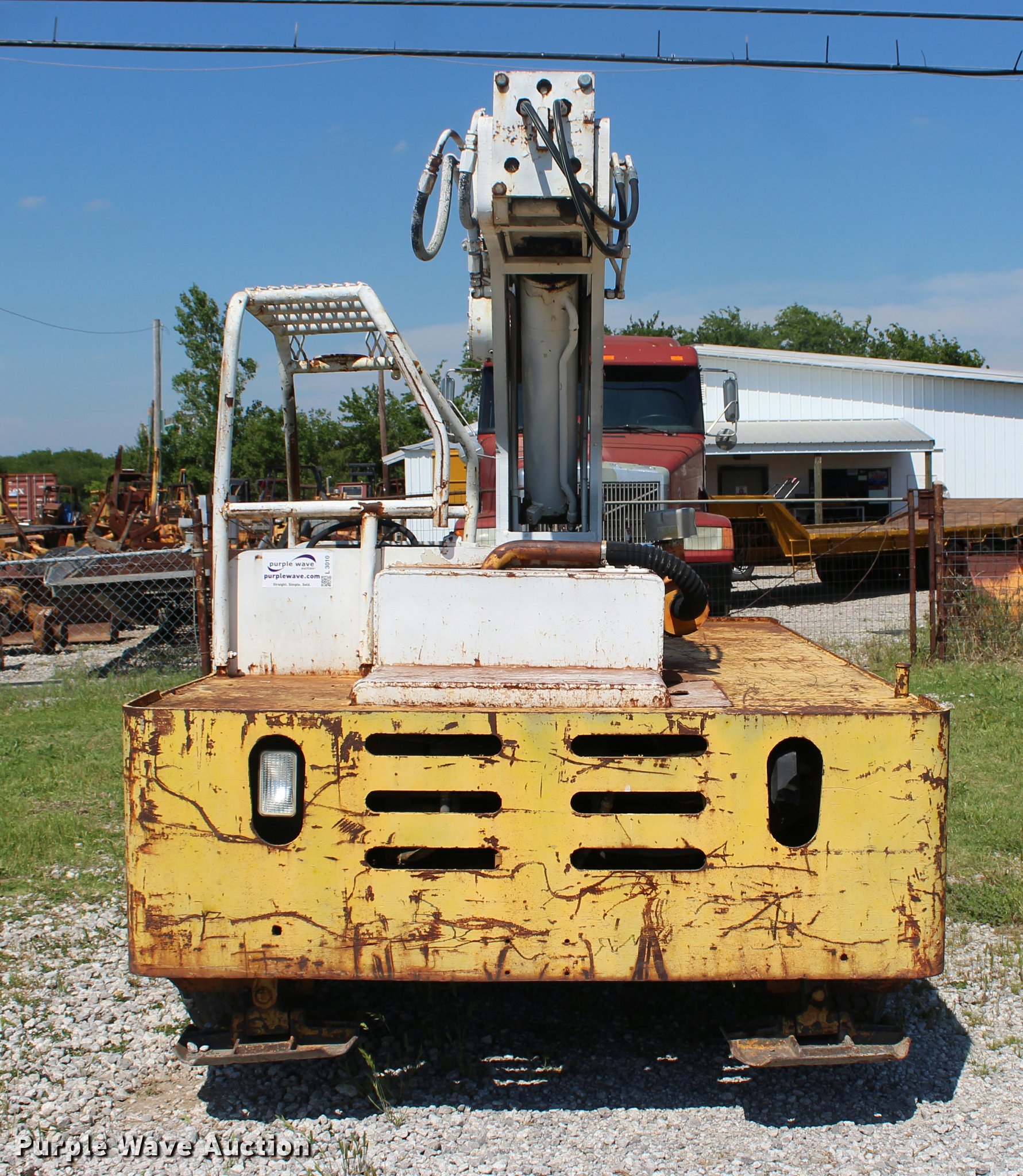 Drott 85-RM2 carry deck crane in Broken Arrow, OK | Item L3010 for sale | Purple Wave