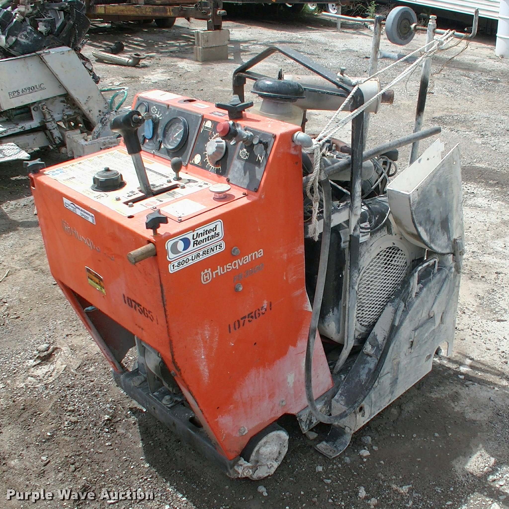 Husqvarna FS3500 concrete saw in Tulsa, OK | Item DP9297 sold | Purple Wave