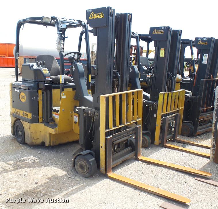 Landoll Bendi B40 forklift in Wichita, KS | Item DO9596 sold | Purple Wave