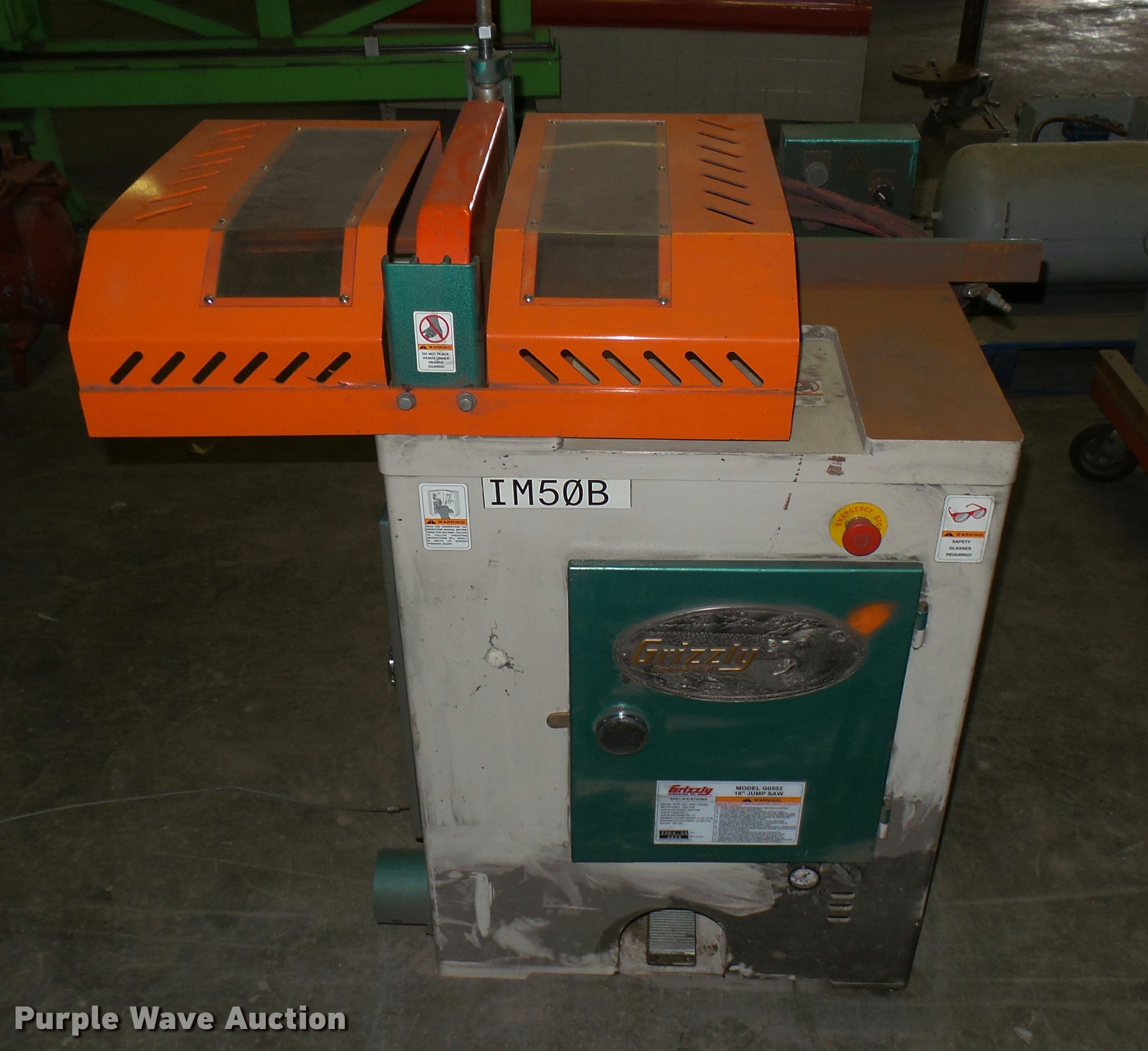 Grizzly G0502 jump saw in Wichita, KS | Item DO9576 sold | Purple Wave