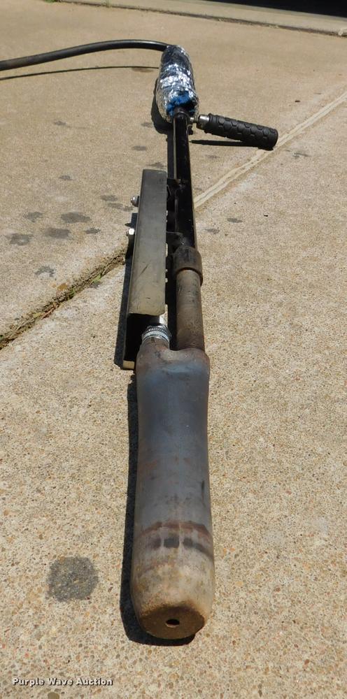 Hot air lance in Salina, KS | Item DM9486 for sale | Purple Wave