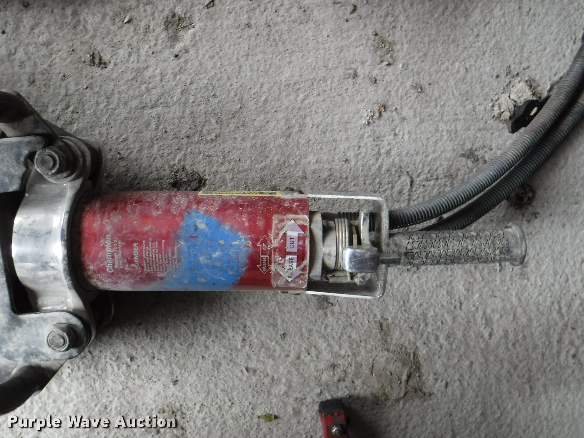 Champion rescue equipment in Garnett, KS | Item CA9538 sold | Purple Wave