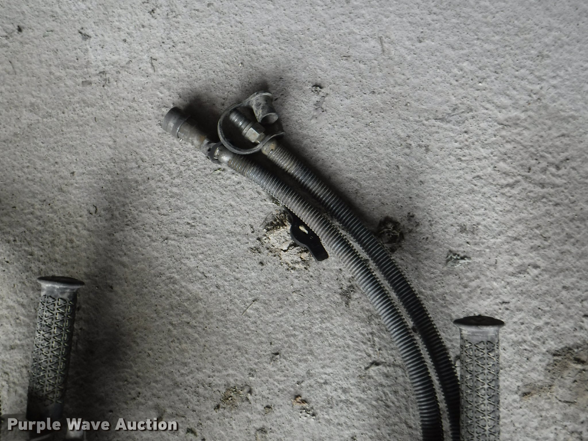 Champion rescue equipment in Garnett, KS | Item CA9538 sold | Purple Wave