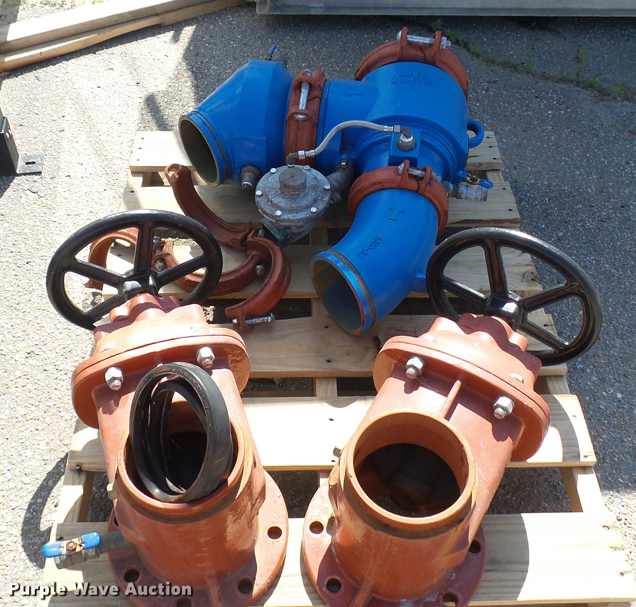 Flowtronex PSI stainless steel pumping station in Wichita, KS | Item ...