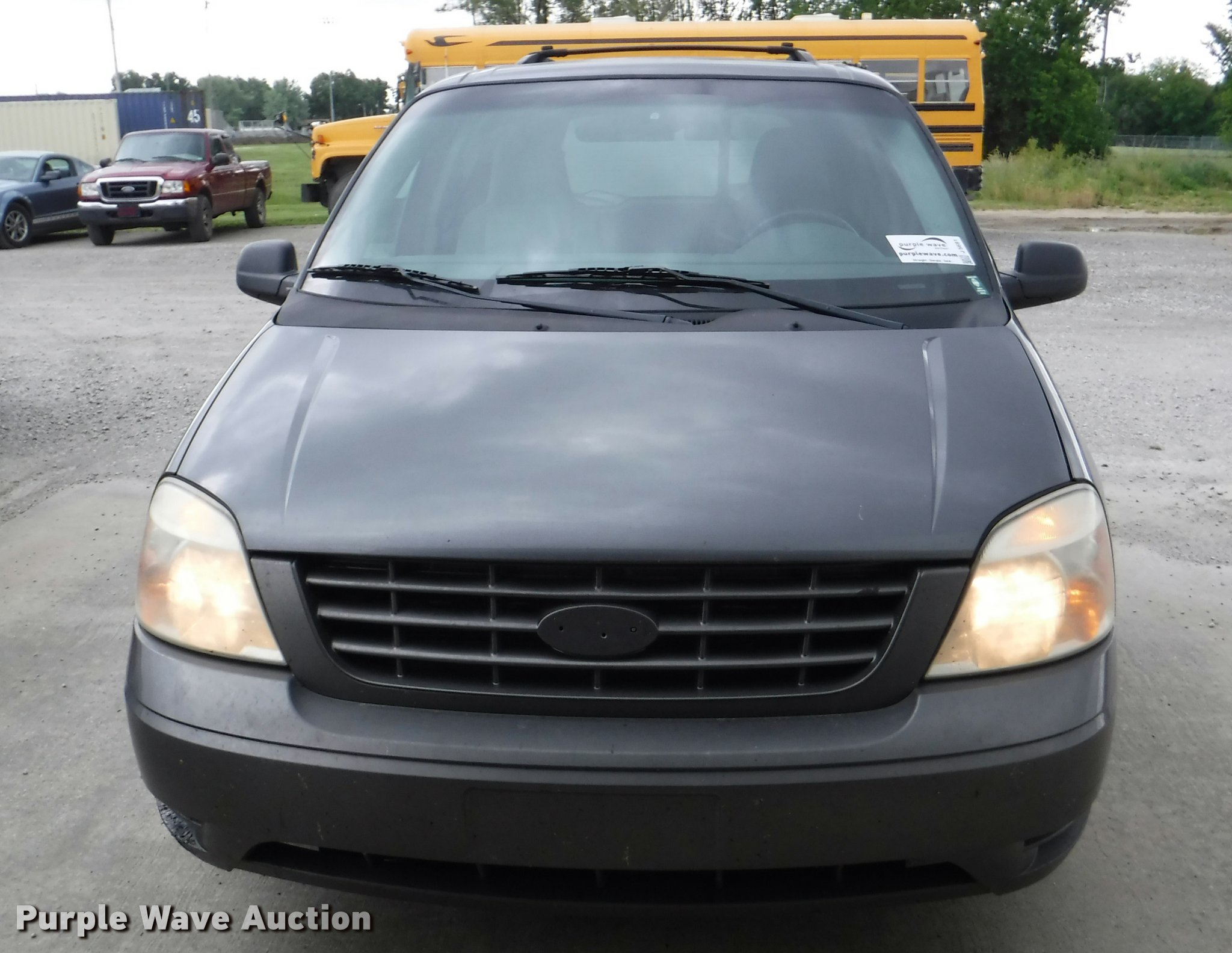 2005 Ford Freestar SE van in Pleasanton, KS | Item J5691 sold | Purple Wave