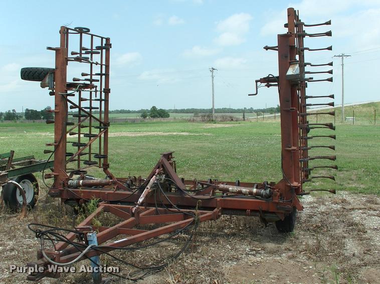 Sweep plow in Lamar, MO | Item DK9717 sold | Purple Wave
