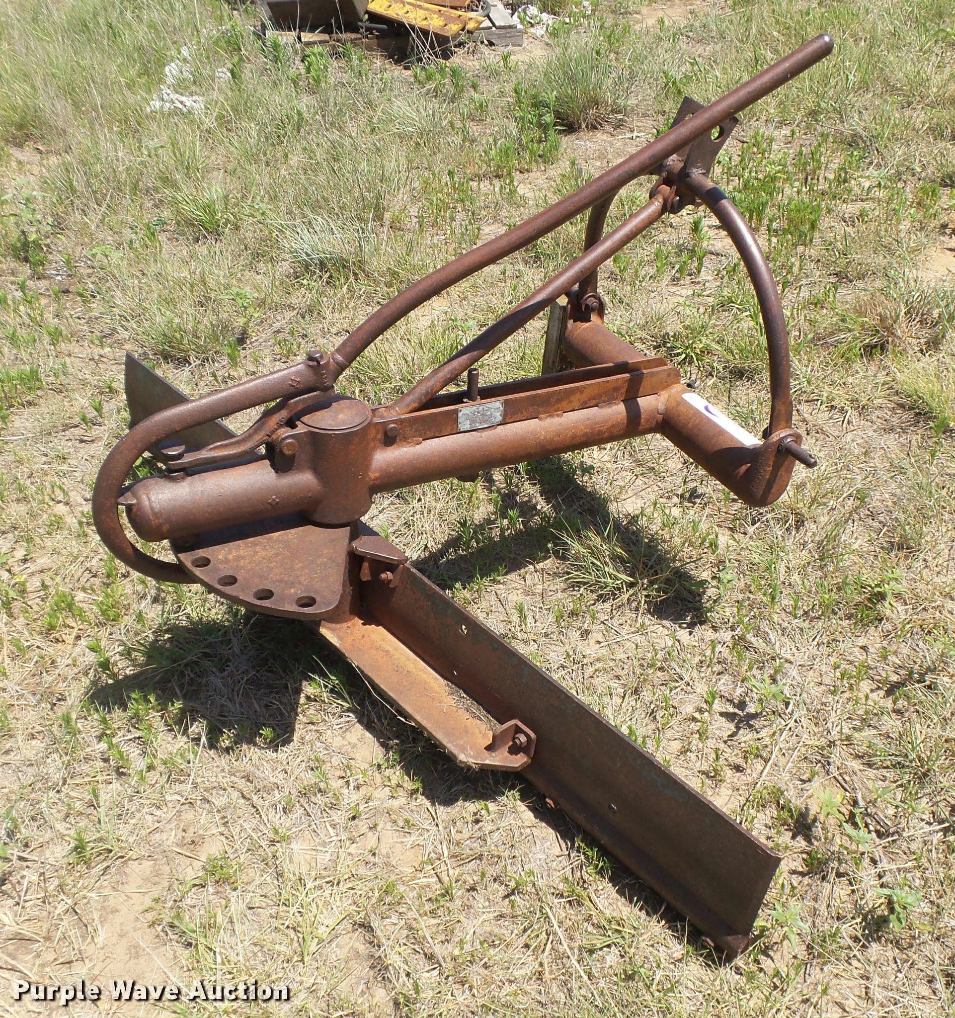 Danuser 19-16 blade in Cimarron, KS | Item DB2639 sold | Purple Wave