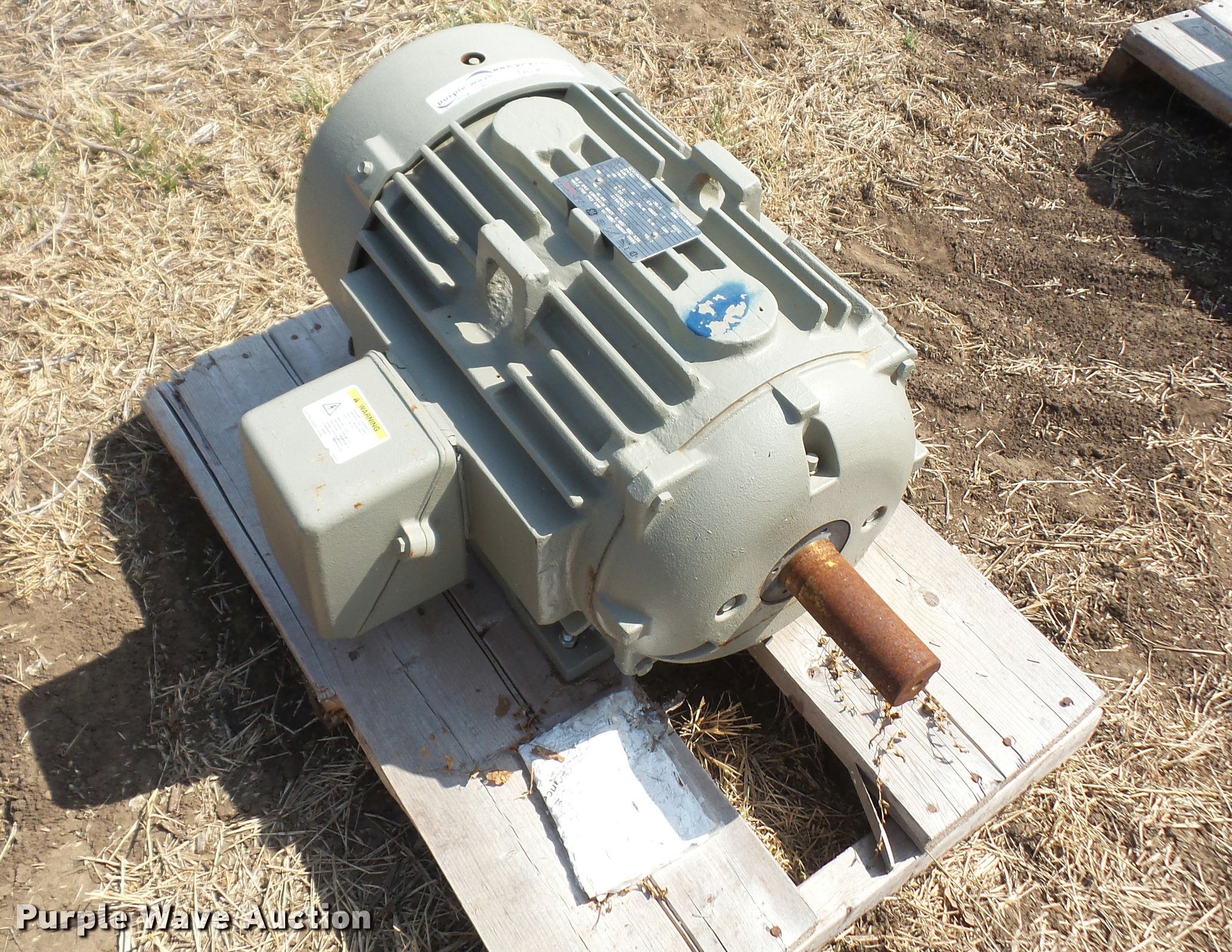 GE electric motor in Colony, KS | Item DL9631 sold | Purple Wave