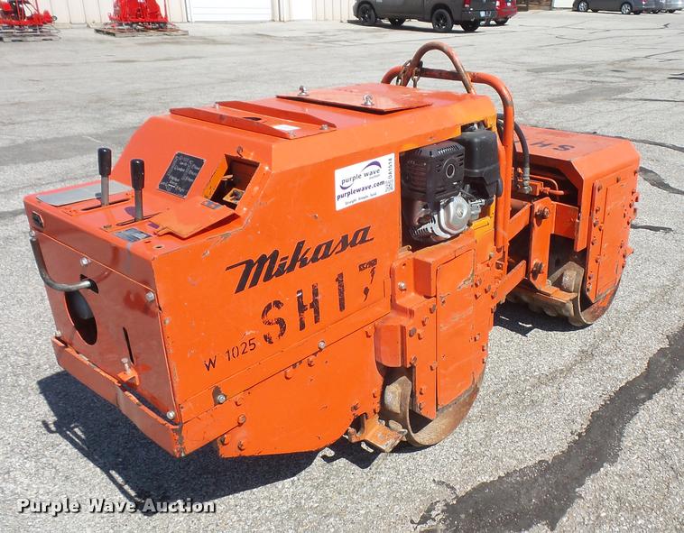 Multiquip Mikasa 3030GB trench compactor in Olathe, KS | Item DA1514 ...