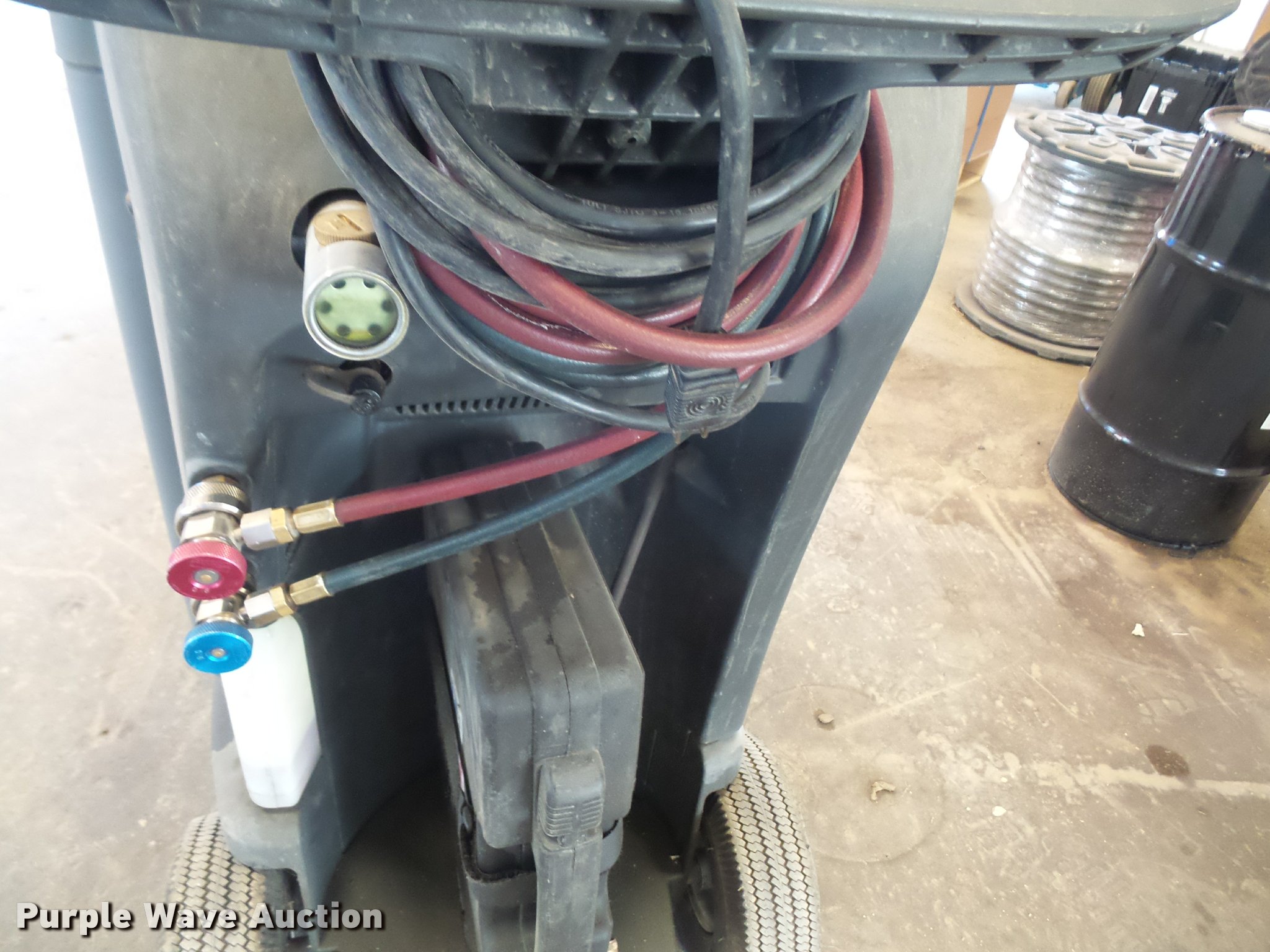 Robinair Cooltech 34788 recovery/recycling/recharging unit in ...