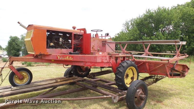 Versatile 400 swather in Medicine Lodge, KS | Item DA7988 sold | Purple ...
