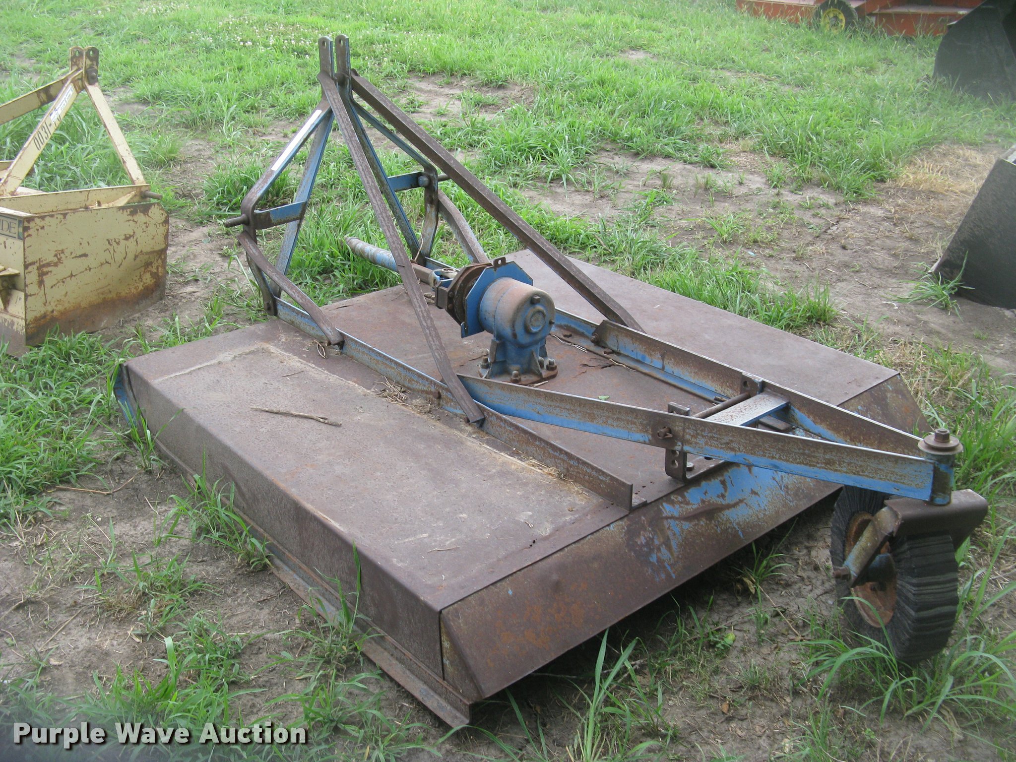 Ford rotary mower in Douglass, KS | Item AR9788 sold | Purple Wave