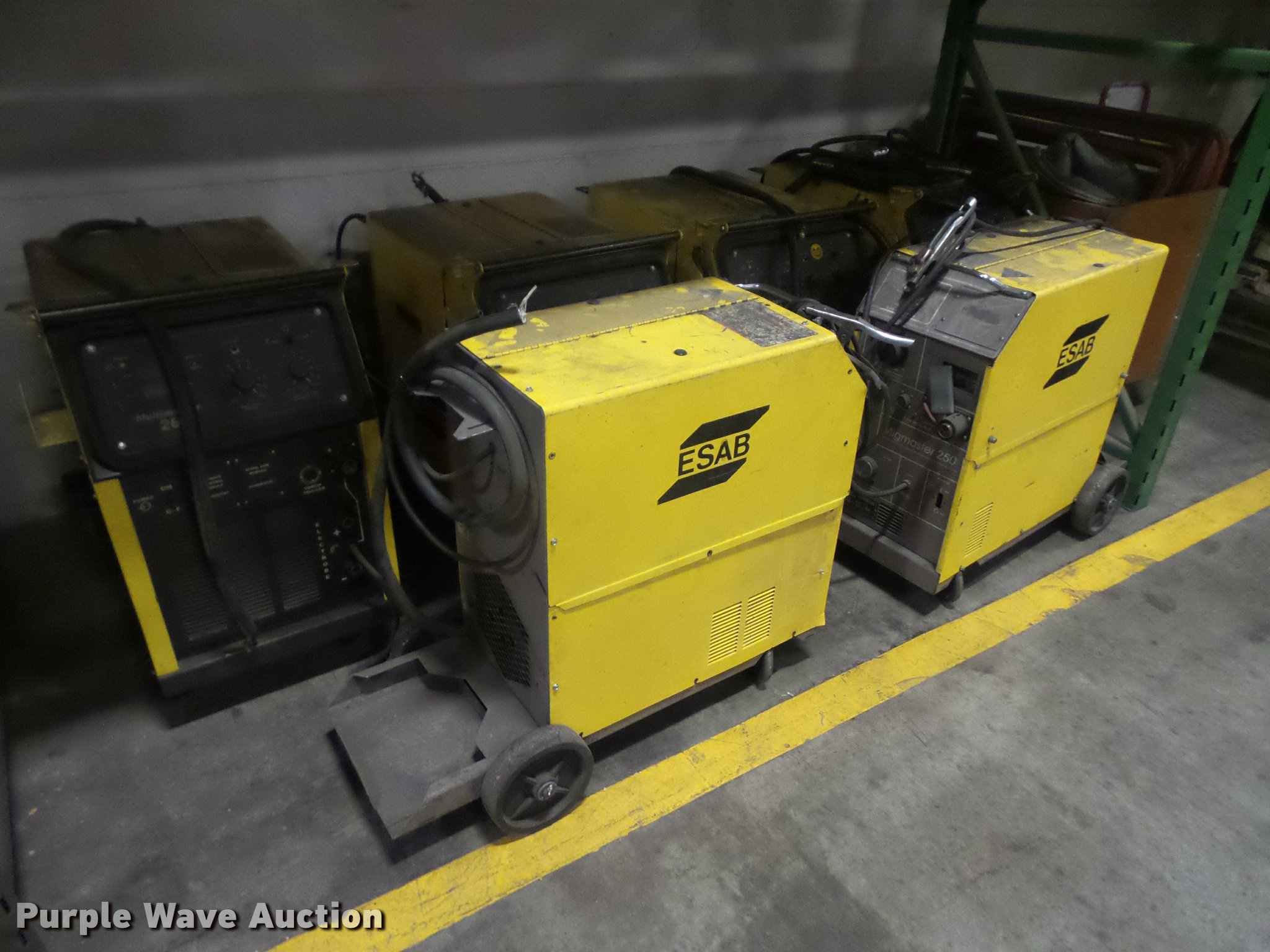(12) Esab parts welders in Lansing, KS | Item DK9447 sold | Purple Wave