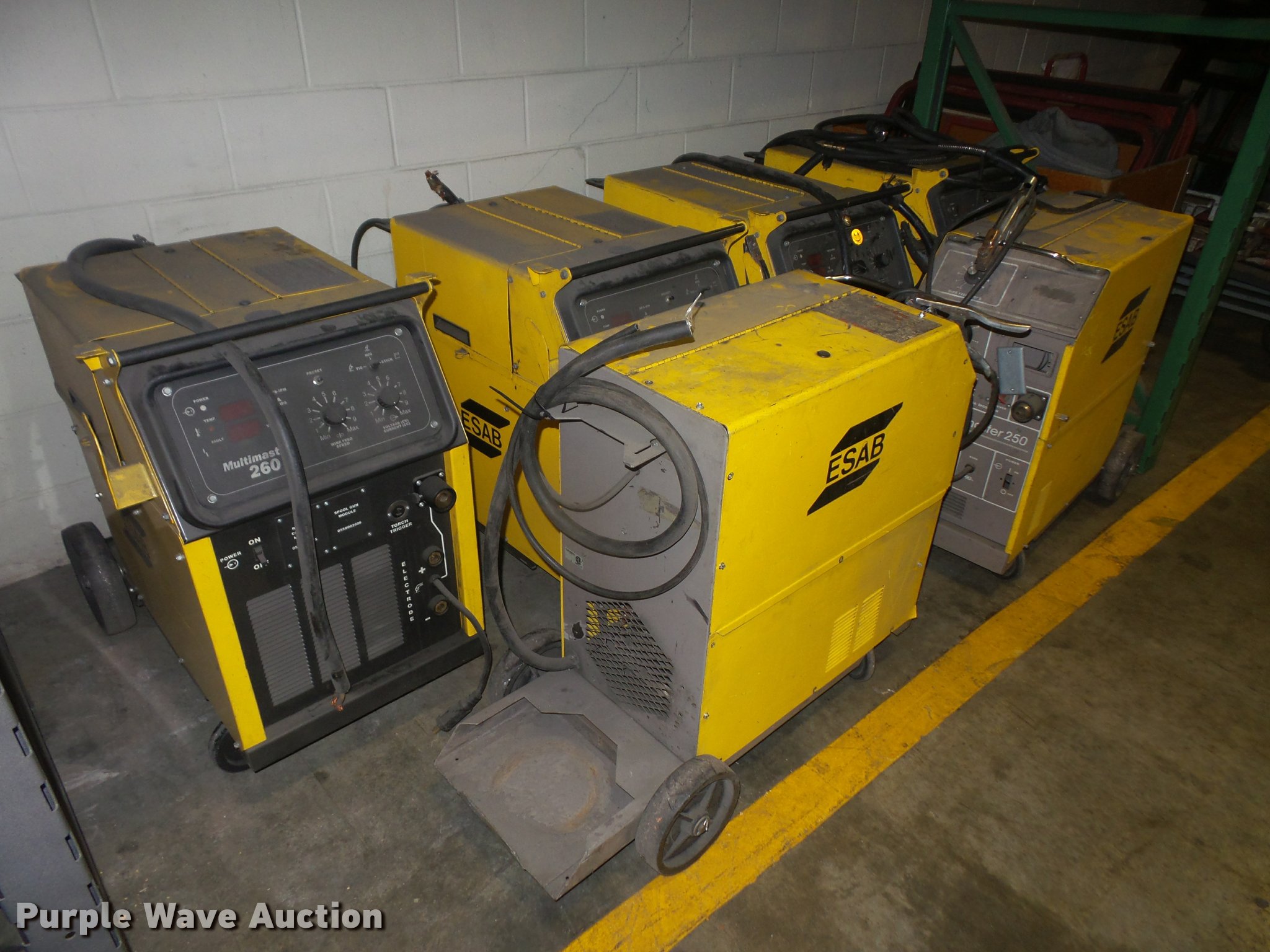 (12) Esab parts welders in Lansing, KS | Item DK9447 sold | Purple Wave