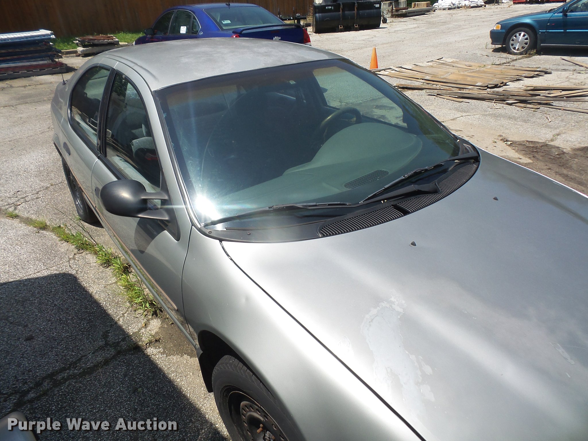 1995 Dodge Stratus in Prairie Village, KS | Item DA1665 sold | Purple Wave