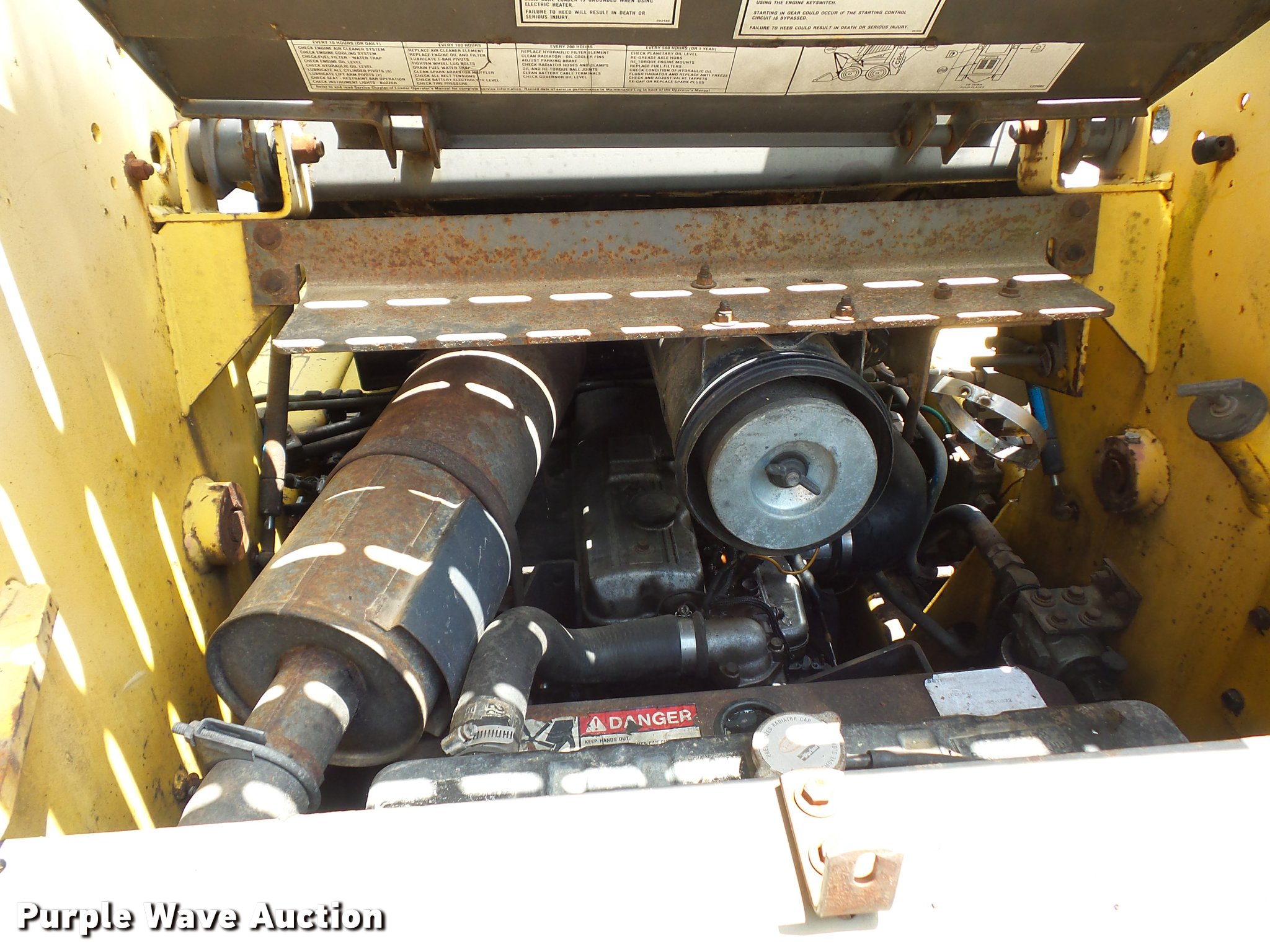 Gehl 5625 SX skid steer in Odessa, MO | Item DD1734 sold | Purple Wave