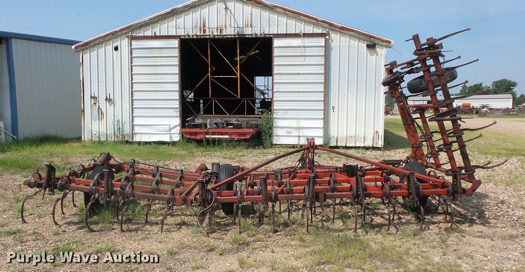 Case IH 365 field cultivator in Sikeston, MO | Item BV9096 sold ...