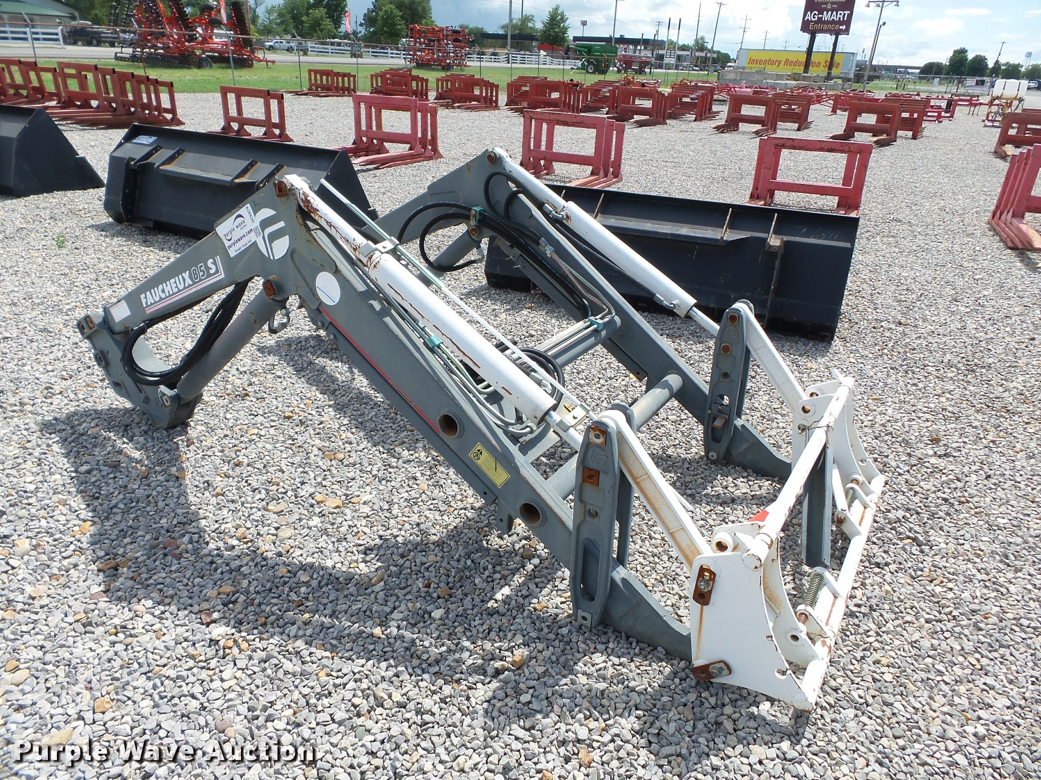 Faucheux 855 loader in Sikeston, MO | Item DC6979 sold | Purple Wave