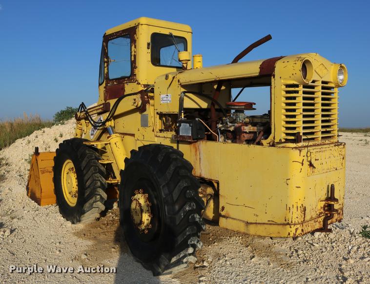 Pettibone 858 wheel loader in Luray, KS | Item DB9301 sold | Purple Wave