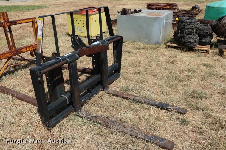 WorkSaver CLF-346 pallet forks in Capron, OK | Item DG9811 sold ...