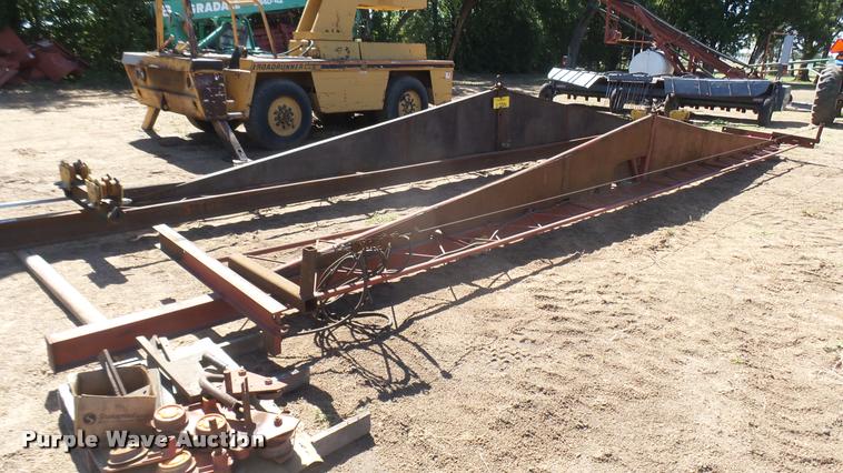 Trolley boom in Kinsley, KS | Item DR9345 sold | Purple Wave