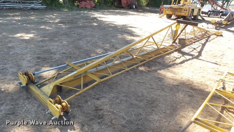 Trolley boom in Kinsley, KS | Item DR9371 sold | Purple Wave