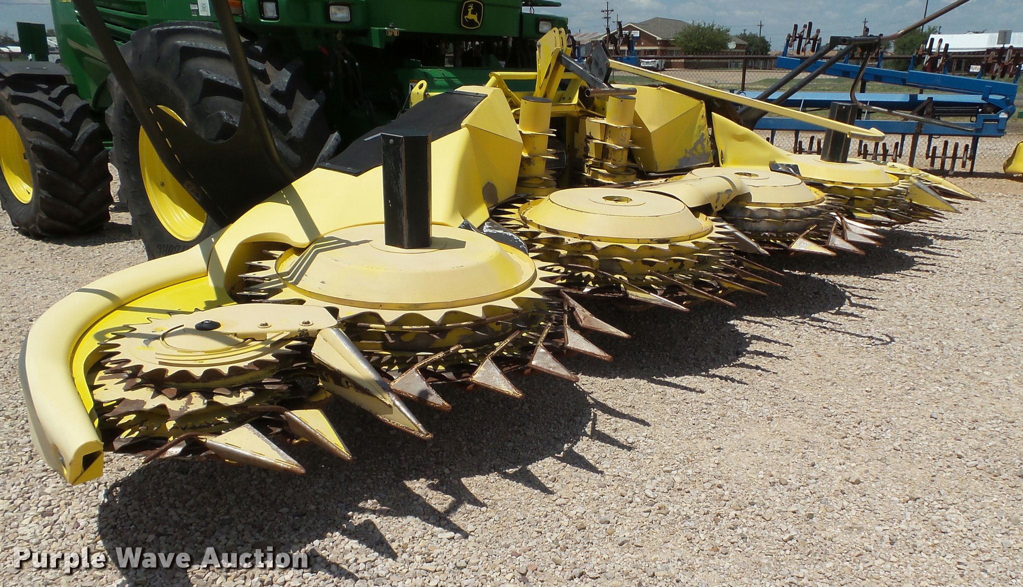John Deere 770 SPFH rotary corn head in Idalou, TX | Item L6648 for ...