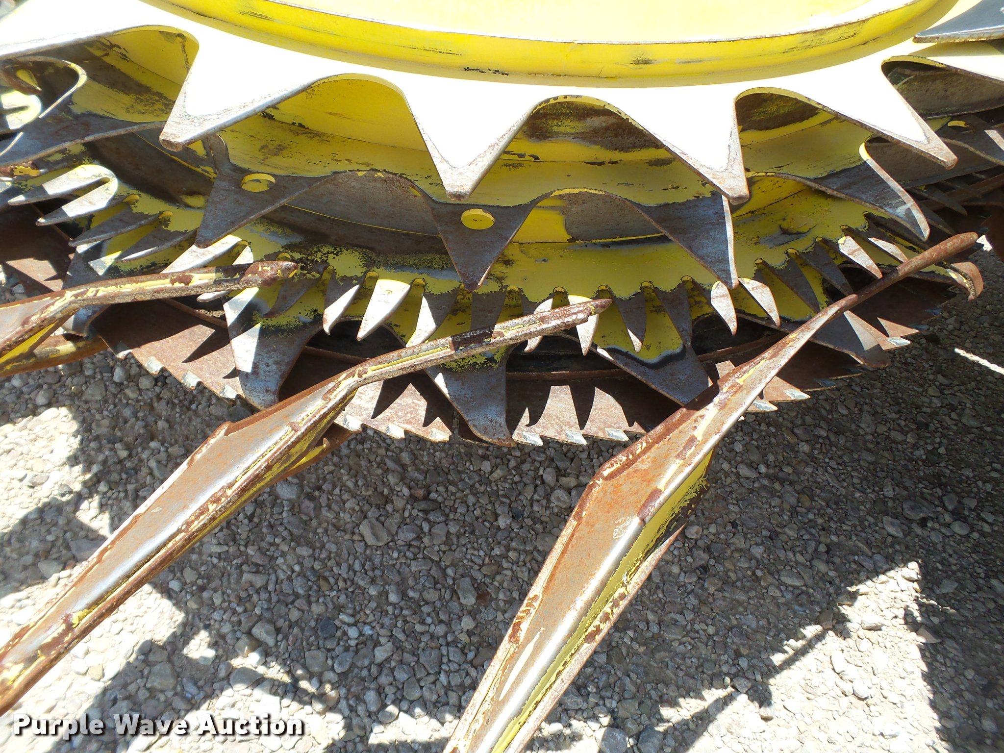 John Deere 770 SPFH rotary corn head in Idalou, TX | Item L6648 for ...