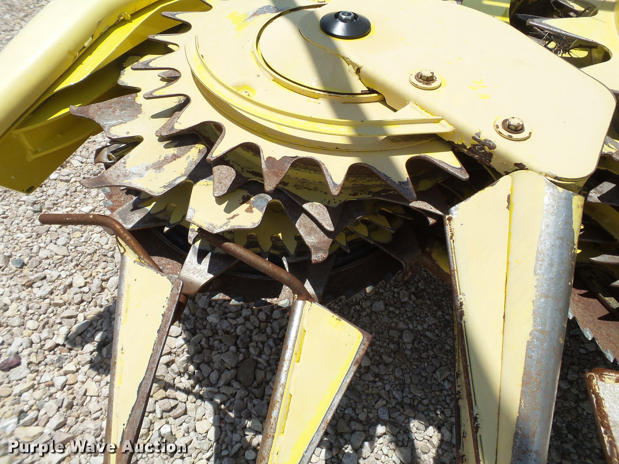 John Deere 770 SPFH rotary corn head in Idalou, TX | Item L6648 for ...