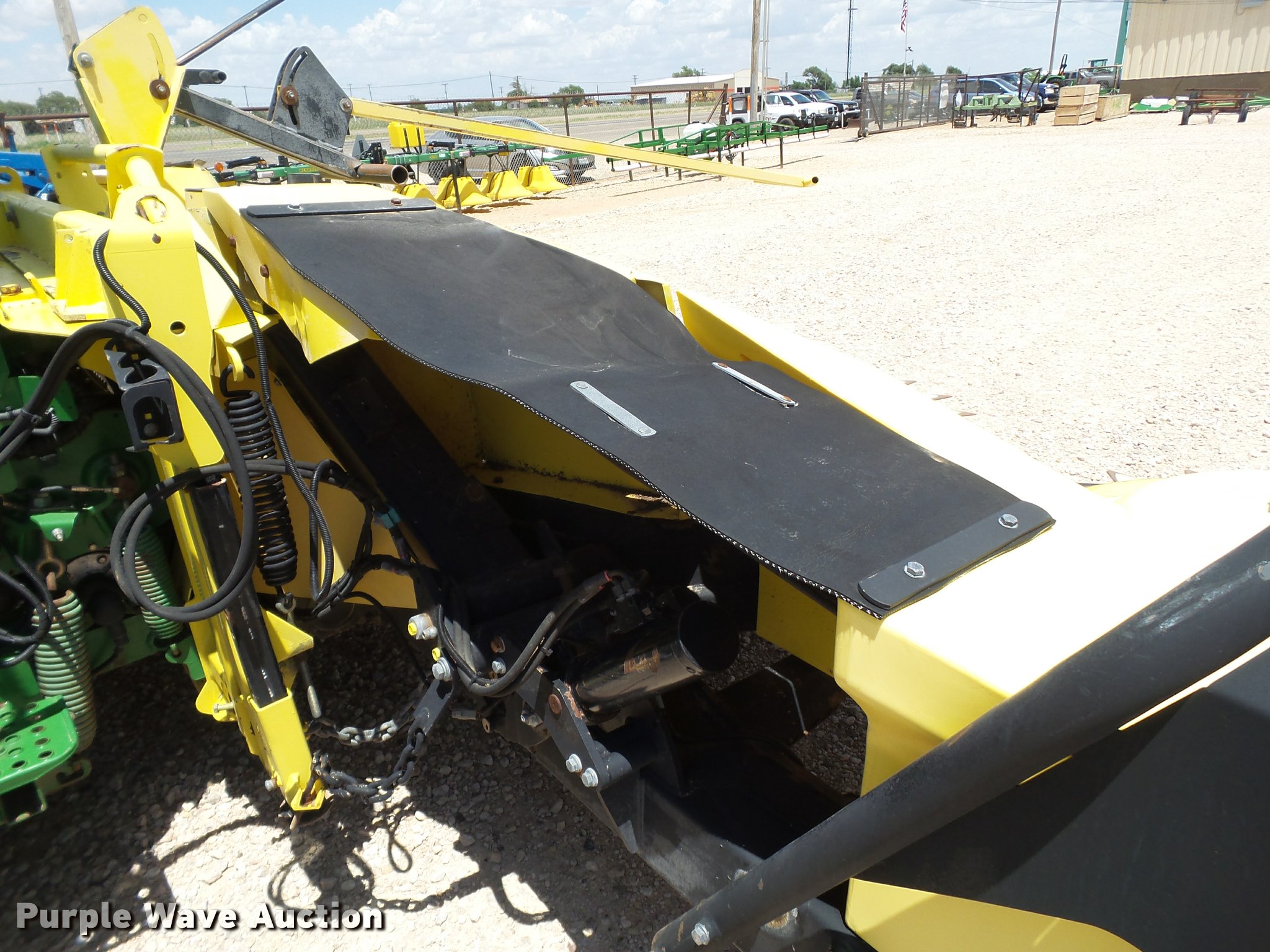 John Deere 770 SPFH rotary corn head in Idalou, TX | Item L6648 for ...