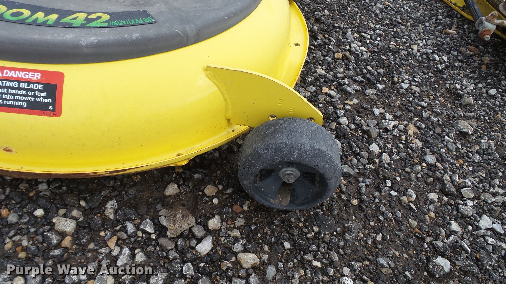 John Deere Freedom mower deck in Baldwin City, KS | Item DA1944 sold ...