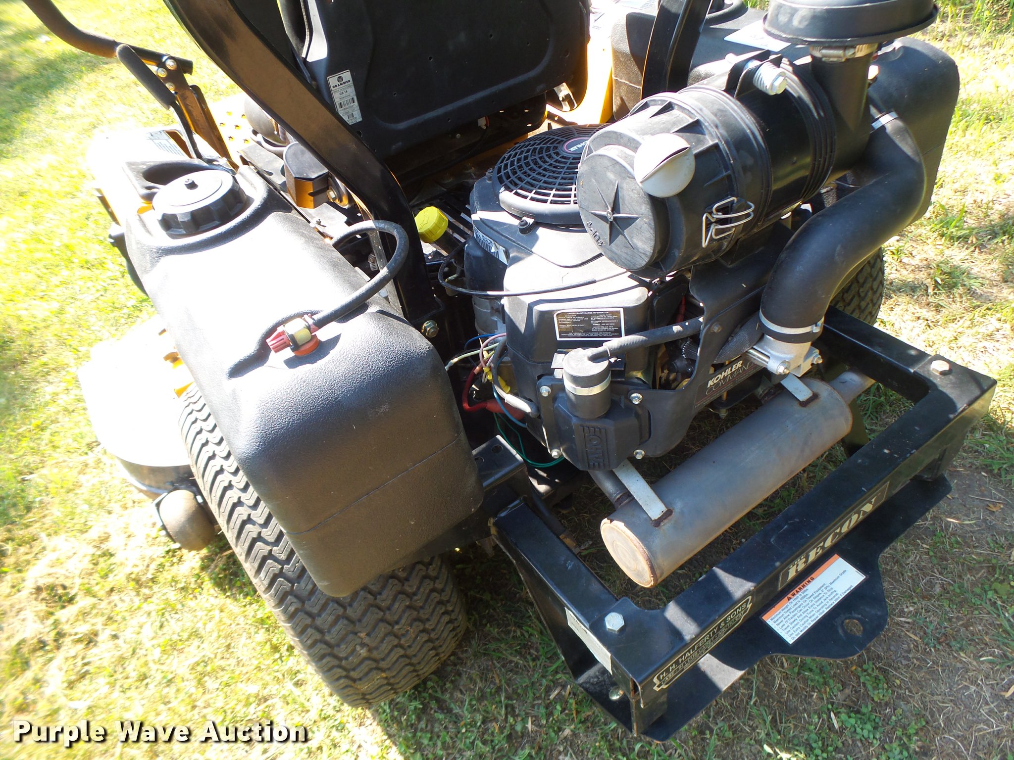 Cub Cadet Commercial Recon ZTR lawn mower in Lathrop, MO | Item DB5837 ...