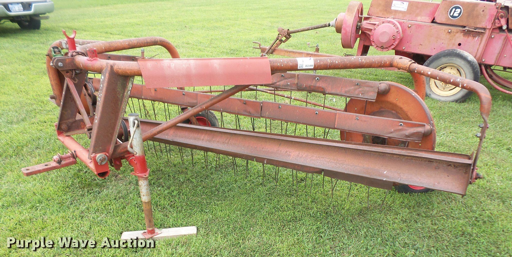 Ford 503 side delivery rake in Auburn, KS | Item DC5498 sold | Purple Wave