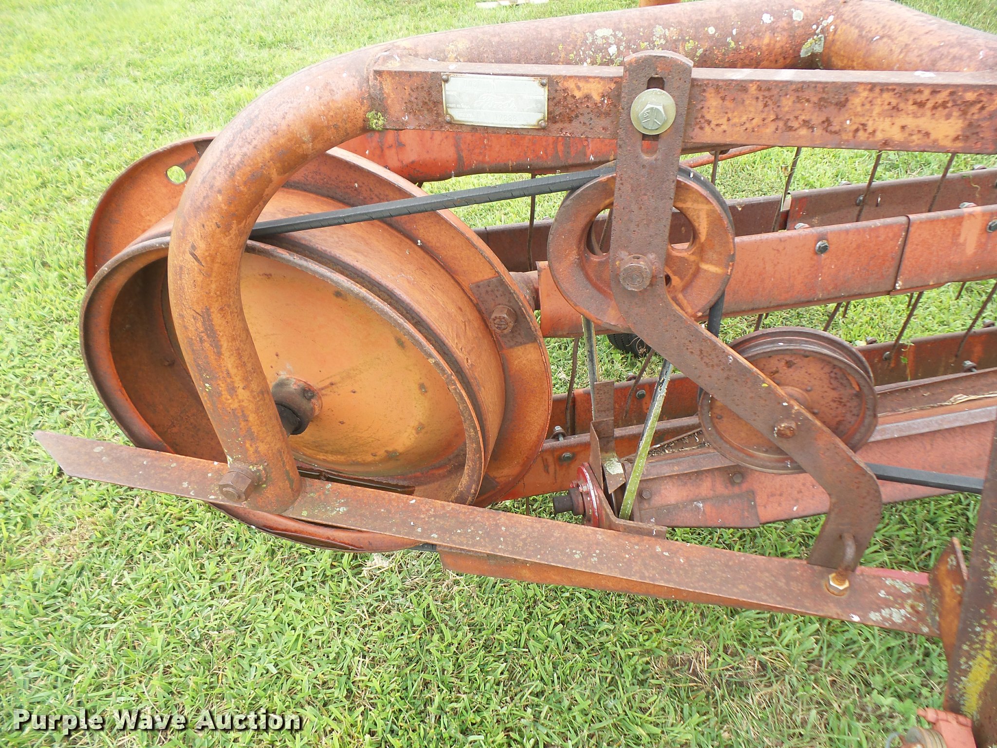 Ford 503 side delivery rake in Auburn, KS | Item DC5498 sold | Purple Wave