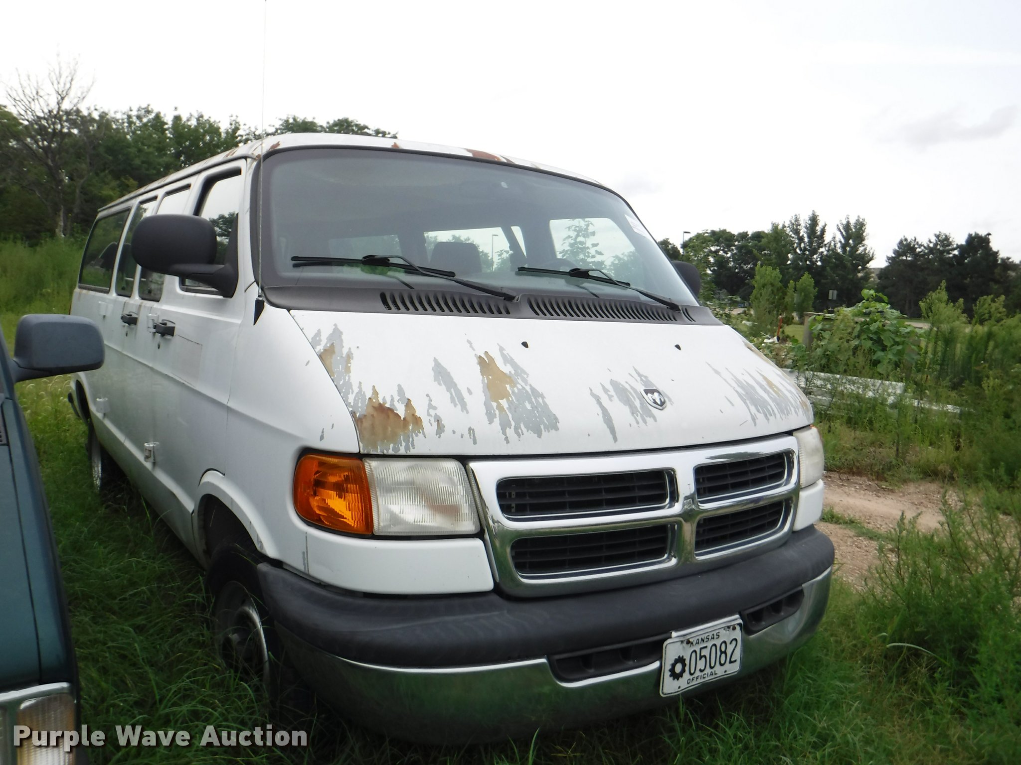 2002 Dodge Ram Wagon B2500 van in Manhattan, KS | Item K5877 sold ...