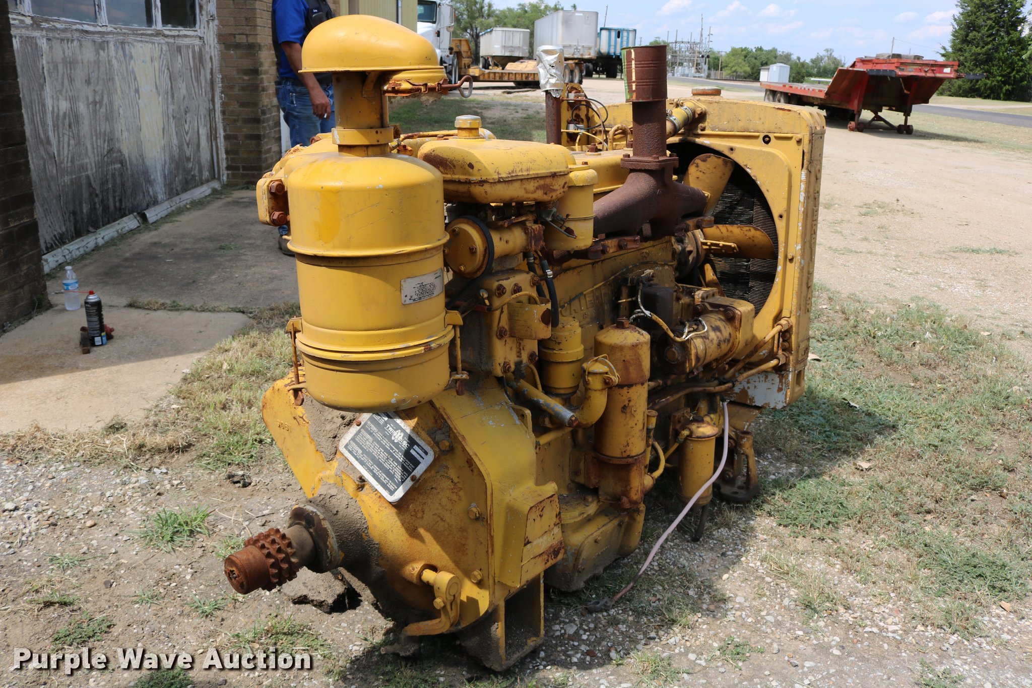 Caterpillar D315 four cylinder diesel engine in Kanopolis, KS | Item ...