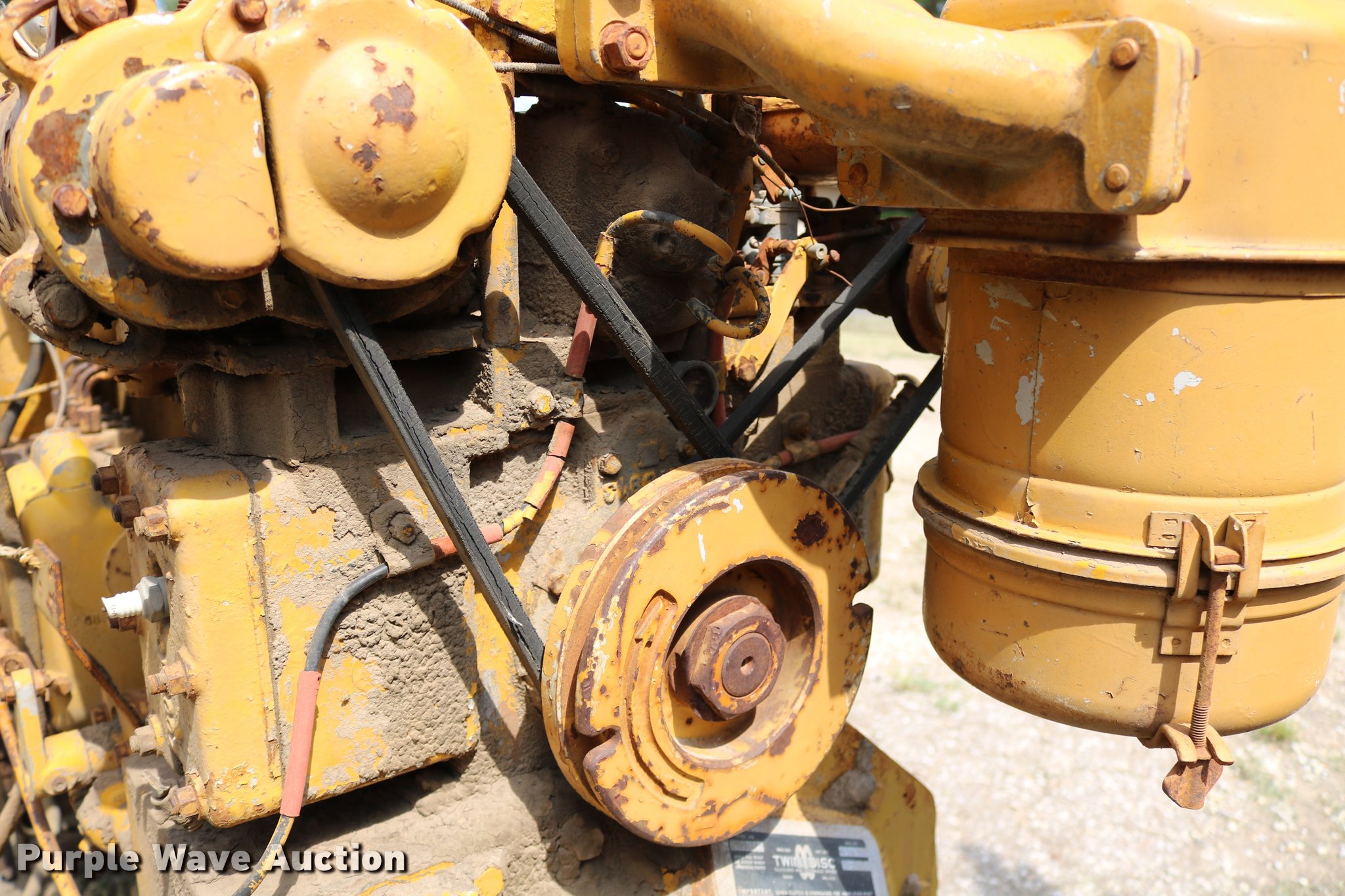 Caterpillar D315 four cylinder diesel engine in Kanopolis, KS | Item ...