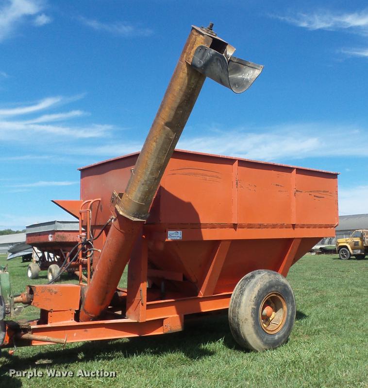 A&I grain cart in Carlyle, IL | Item DB6484 sold | Purple Wave