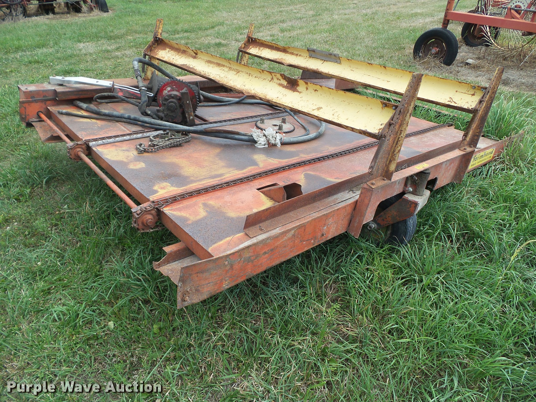 Farm Hand bale accumulator in Dallas Center, IA | Item DH9395 sold ...