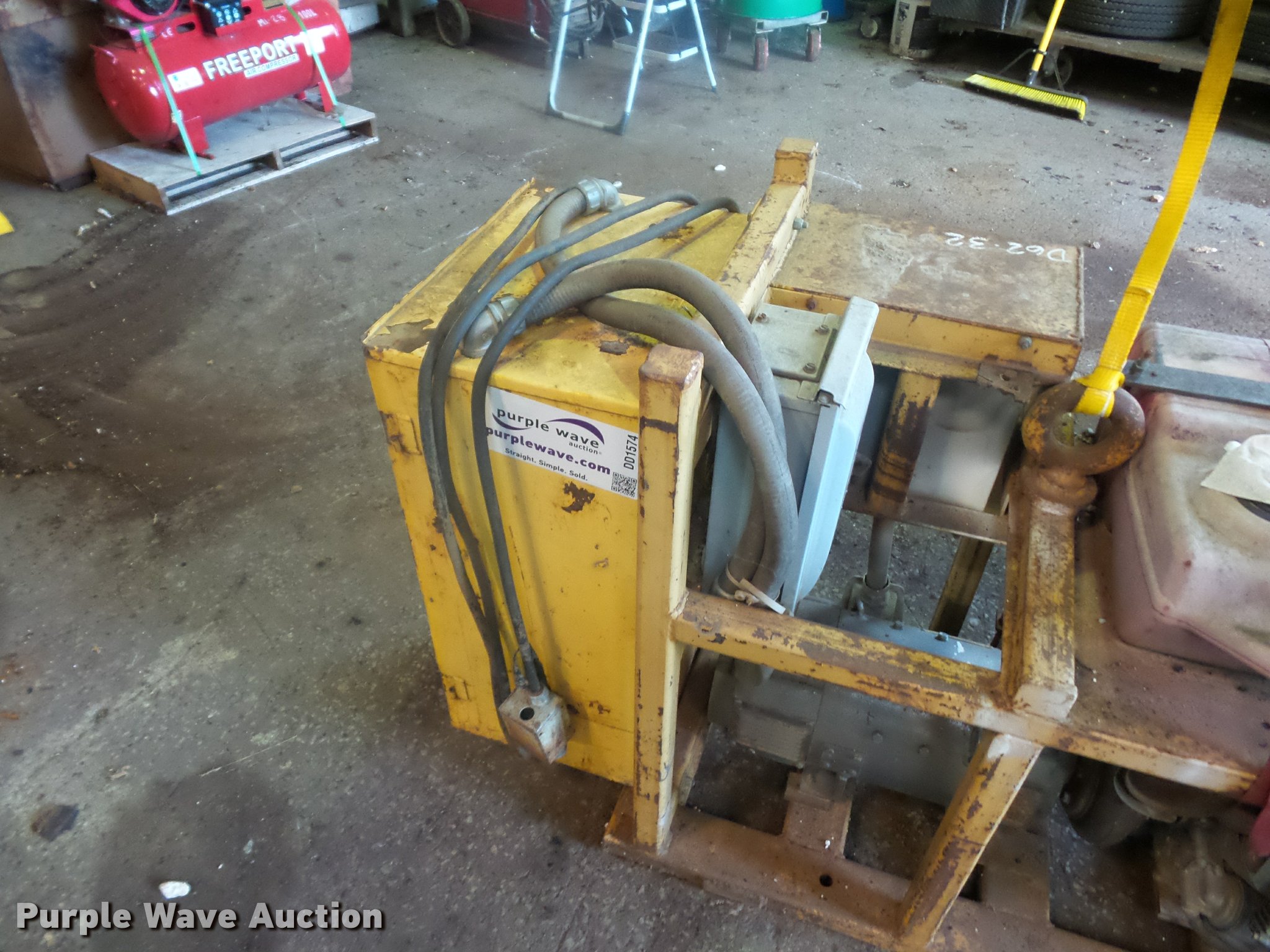 Generator in Grain Valley, MO | Item DD1574 sold | Purple Wave