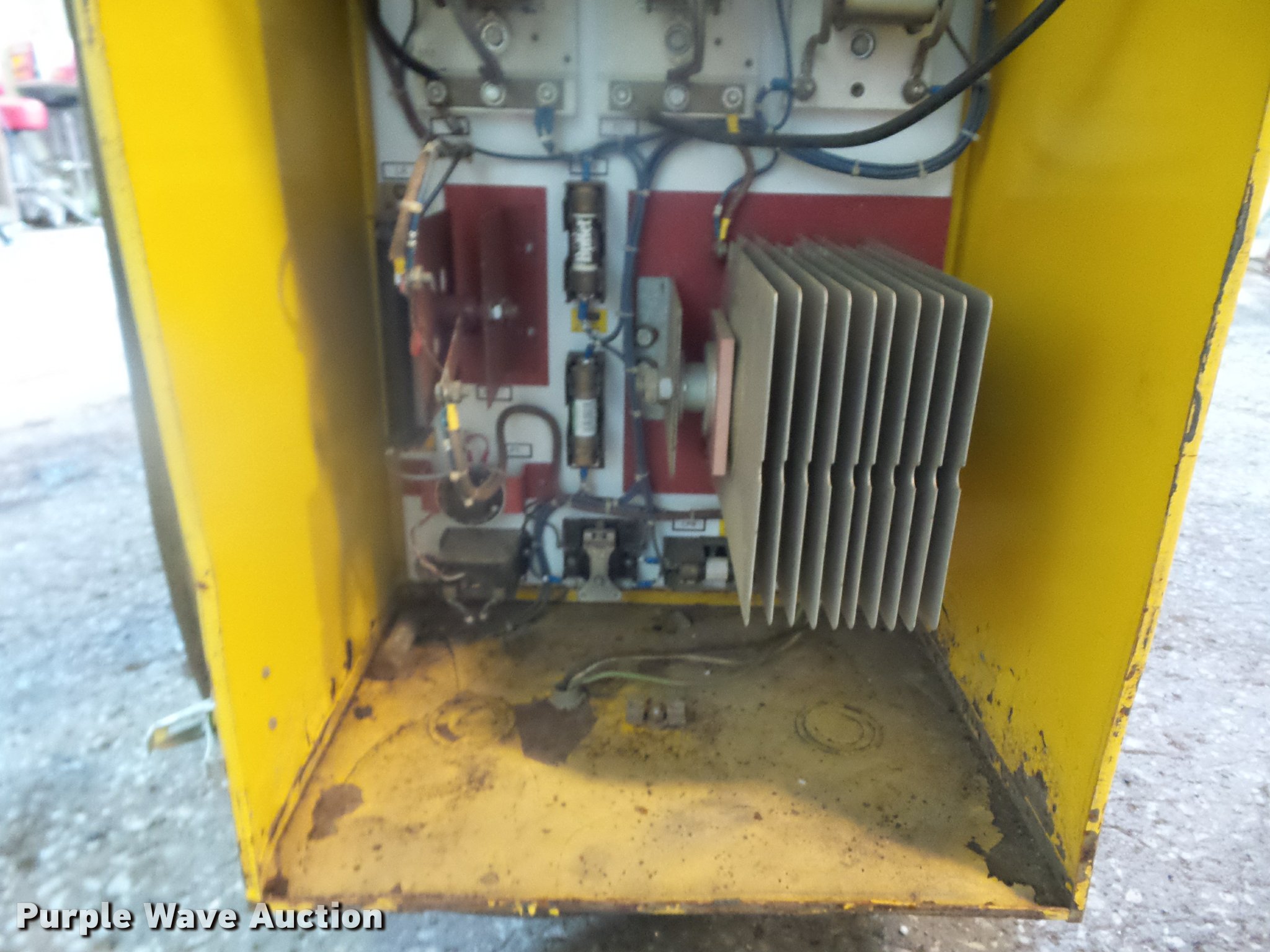 Generator in Grain Valley, MO | Item DD1574 sold | Purple Wave