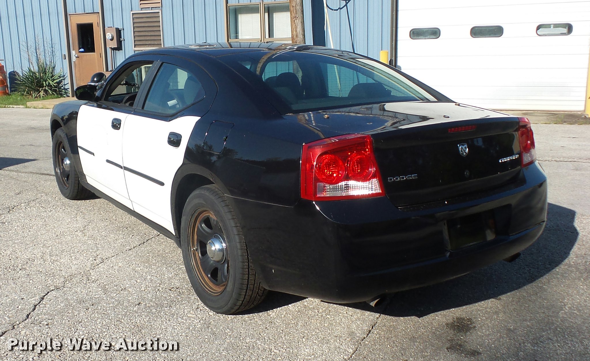 2010 Dodge Charger Police in Lenexa, KS | Item DD1603 sold | Purple Wave