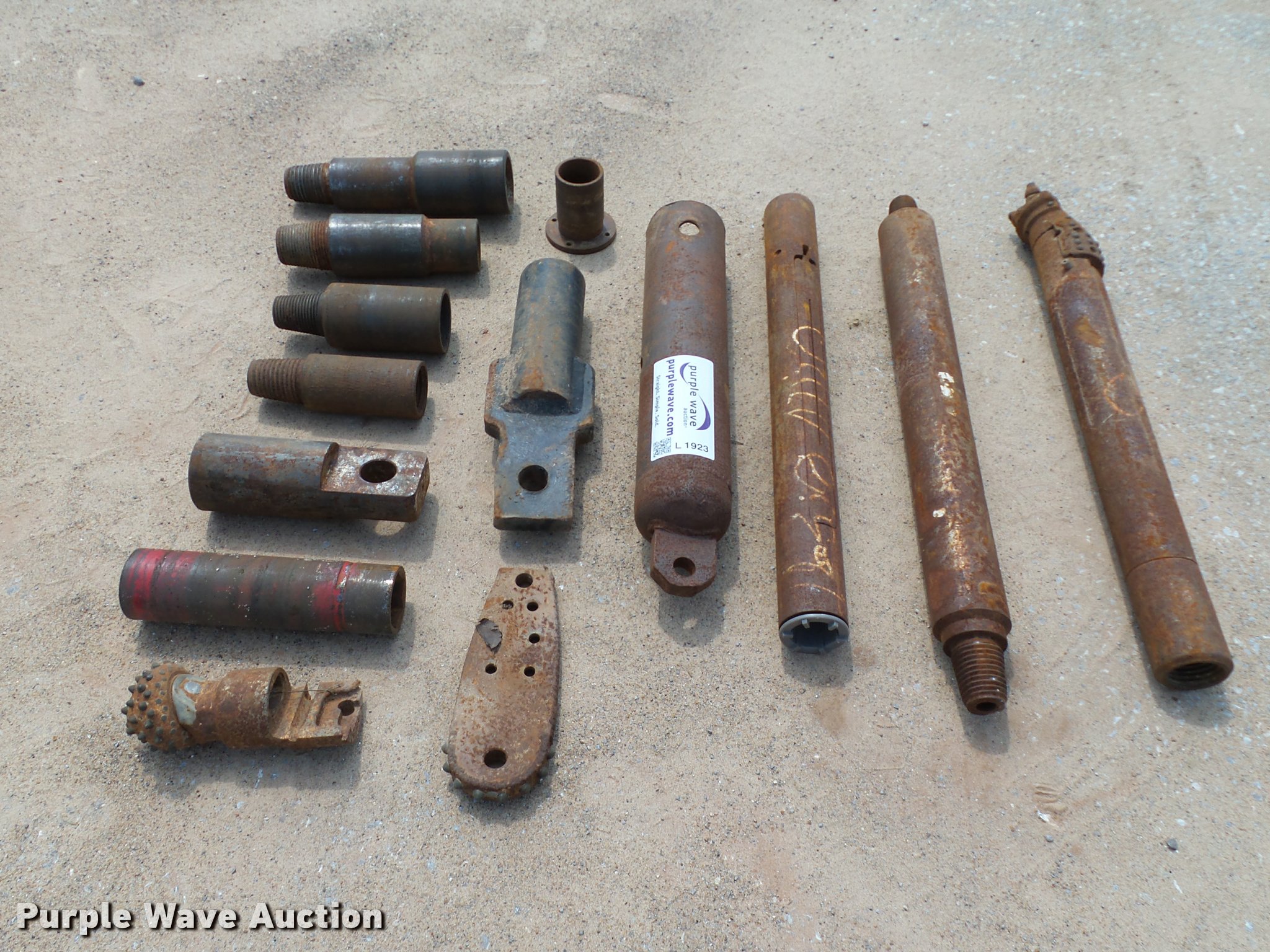 (14) HDD drill string accessories in Hinton, OK | Item L1923 sold ...