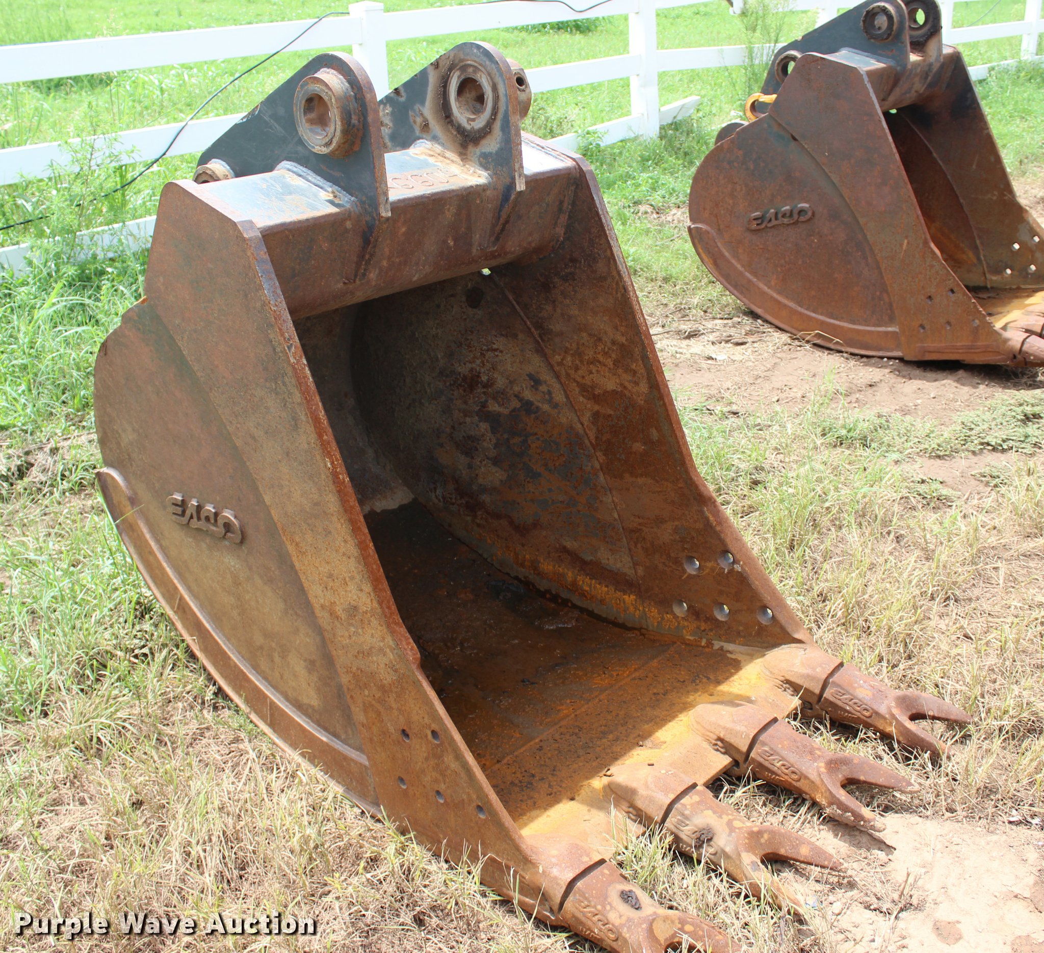 Esco excavator bucket in Hinton, OK | Item L3243 sold | Purple Wave